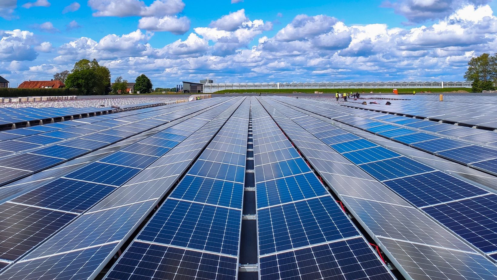 Reasons Why Commercial Solar Panels Might Make Sense For Your Business ...